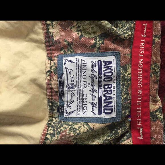 Akoo | Jackets & Coats | Vintage Akoo Grandma Camo Denim Jacket Xl ...